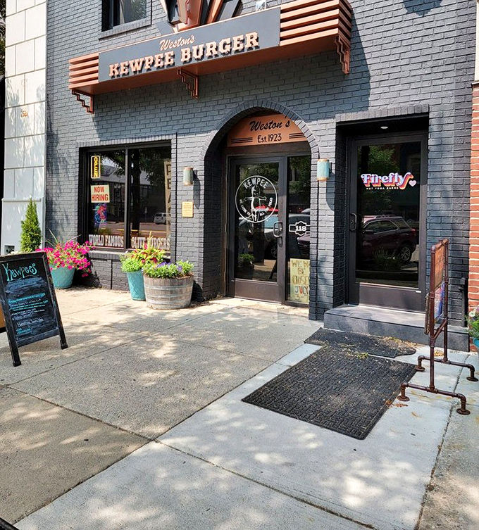 Flower pots and welcome mats &ndash; Kewpee's sidewalk invitation says "come on in" without saying a word.
