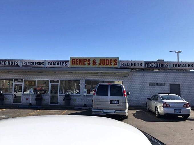 Another angle, same promise: This unassuming building houses more culinary satisfaction than restaurants ten times its size.