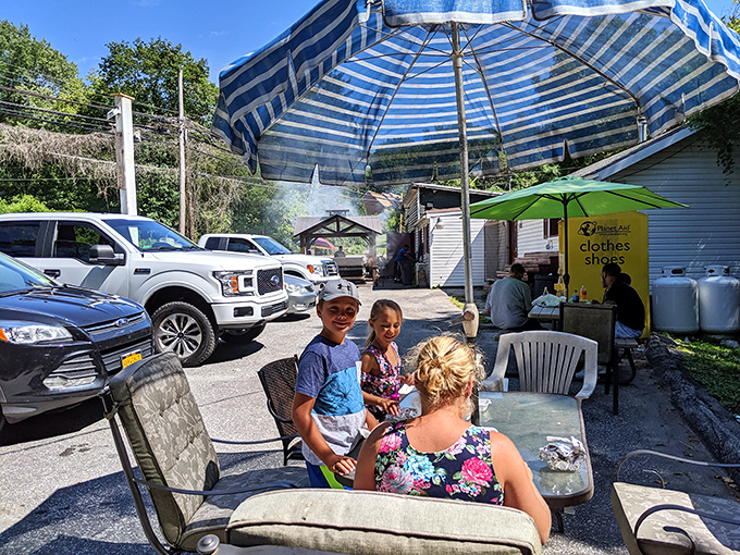 Al fresco dining, Maryland-style. When the weather cooperates, these outdoor tables become the hottest real estate in Cockeysville.