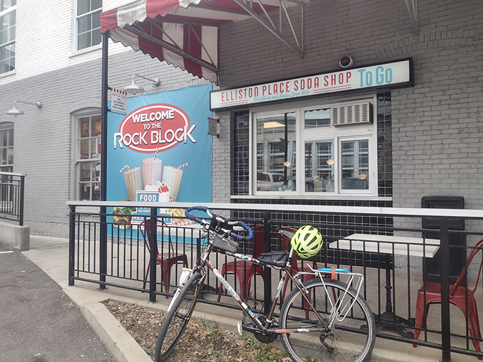 Even the outdoor seating maintains that perfect retro charm that makes every meal feel special.