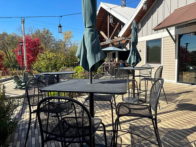 Missouri's perfect outdoor dining spot &ndash; where fresh air somehow makes those legendary burgers taste even better.