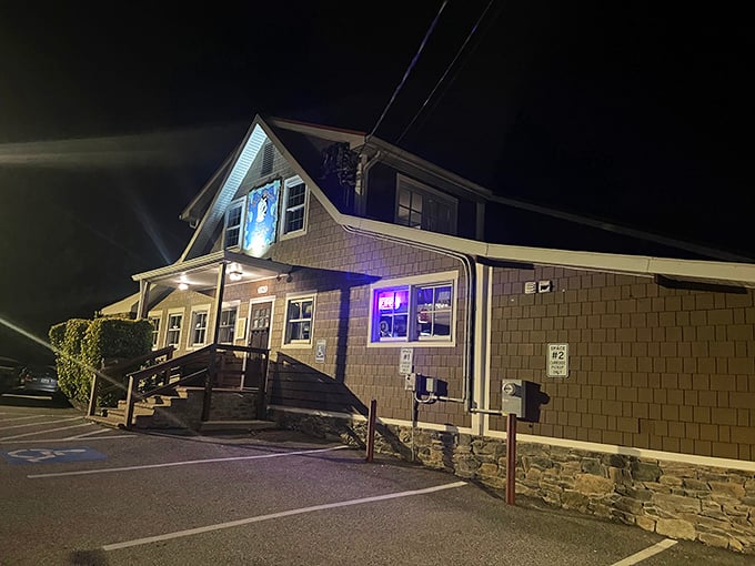 As night falls, Old Stein Inn glows with welcome. The illuminated windows beckon like a lighthouse for the hungry and thirsty.