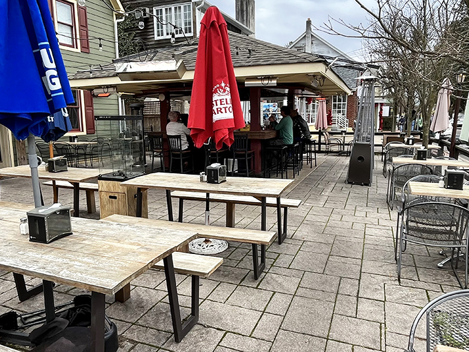 Outdoor seating where the Pennsylvania sunshine adds an extra ingredient to every meal. Urban dining with small-town charm.