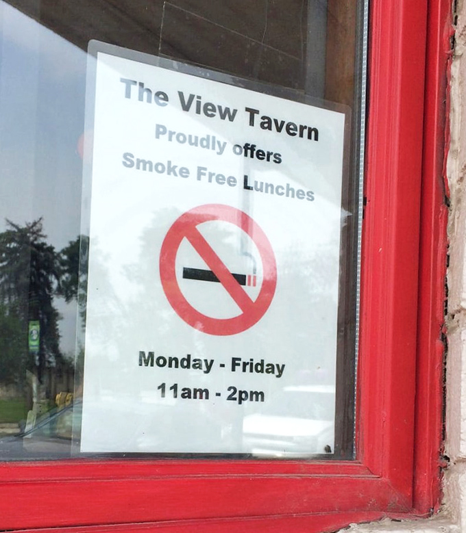 "Smoke Free Lunches" &ndash; because nothing should come between you and the flavor of those legendary burgers on weekdays from 11-2.