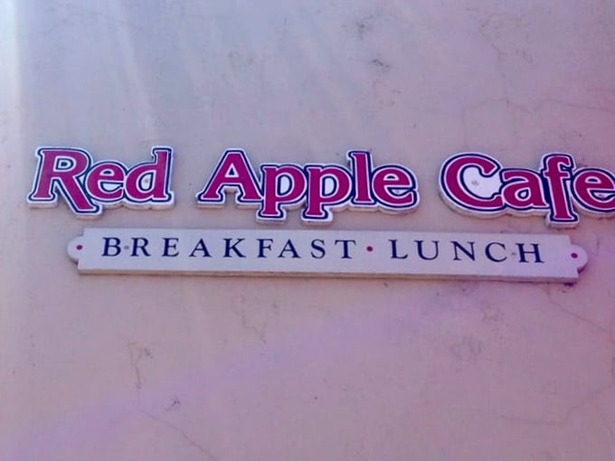 The sign glows like a beacon for breakfast pilgrims. In the morning light, it's California's equivalent of the North Star.