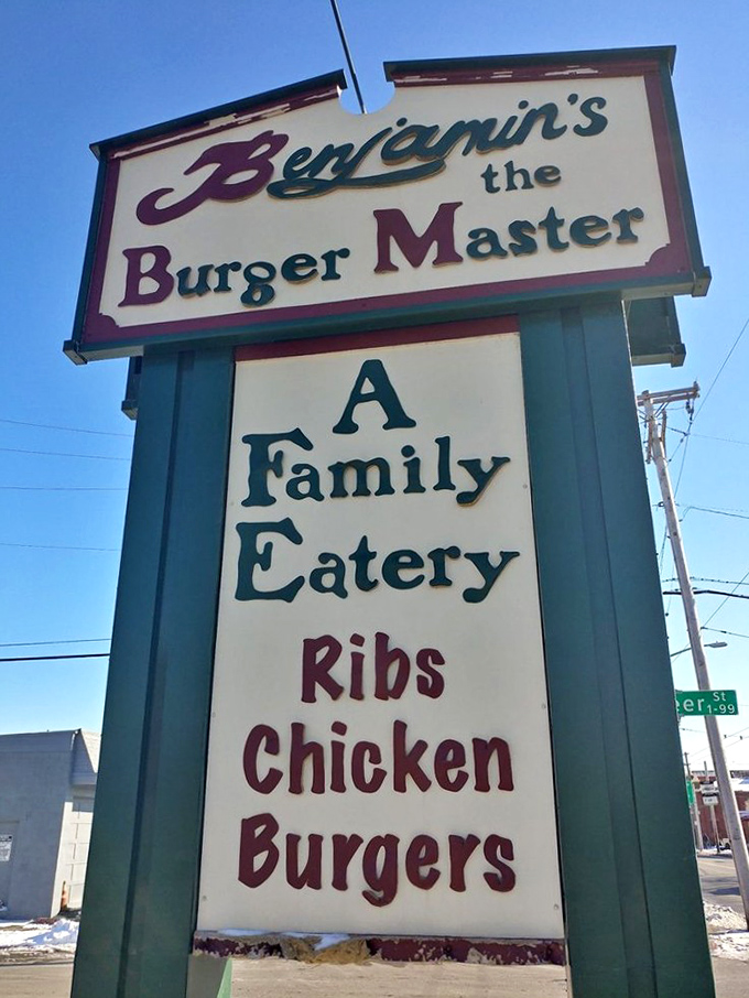 The sign promises three things&mdash;Ribs, Chicken, Burgers&mdash;and delivers on all fronts with zero pretension and maximum flavor.