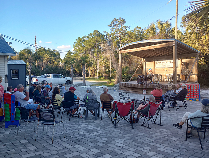 Live music under the palms&mdash;because seafood this good deserves a soundtrack that isn't just the sound of your own happy chewing.