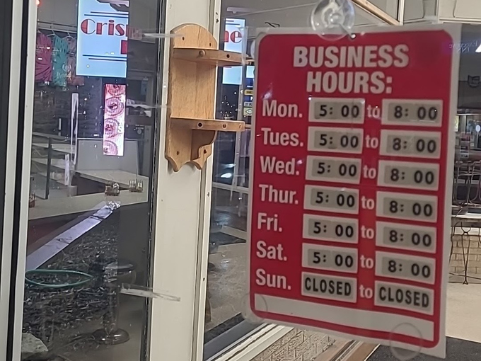 Early hours mean fresh donuts for those smart enough to beat the morning rush crowds.