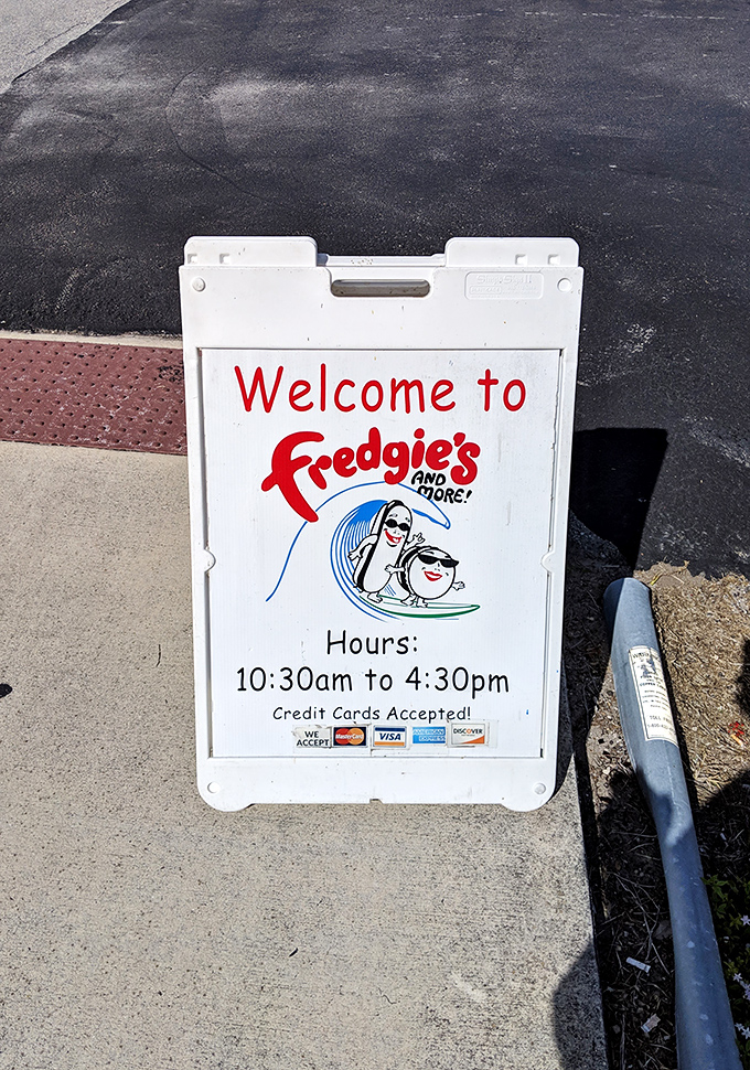 Those operating hours mean serious business &ndash; when you're this good, people plan their day around you.