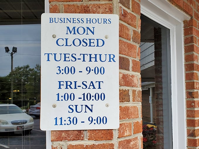 Clear and simple hours make planning a visit easy so you know exactly when to enjoy a delicious seafood meal.