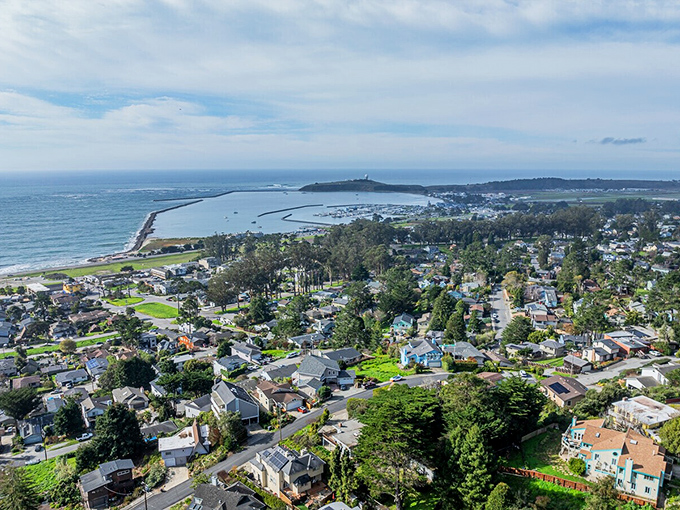 From above, El Granada reveals its clever design &ndash; a community embraced by hills on one side and ocean on the other, like California's perfect hug. 