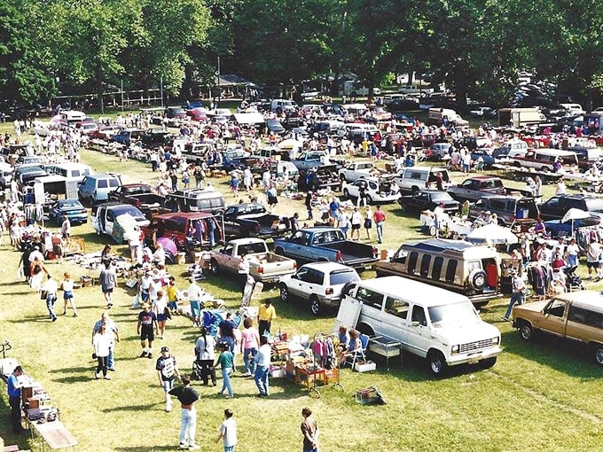 From above, Willow Glen reveals its impressive scope, a sprawling marketplace where Pennsylvania's best treasures await discovery.