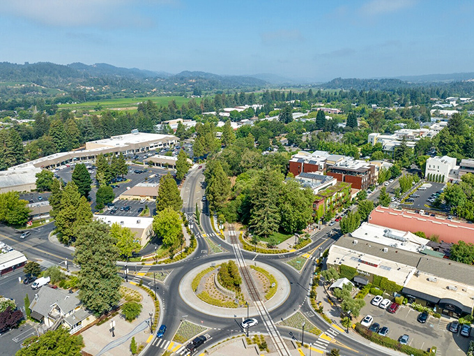 An aerial view reveals Healdsburg's perfect roundabout—the only circle in town that doesn't involve wine tasting.