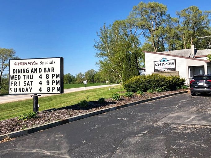 Hours worth memorizing. Plan your week around these times &ndash; especially Friday nights when perch perfection awaits.