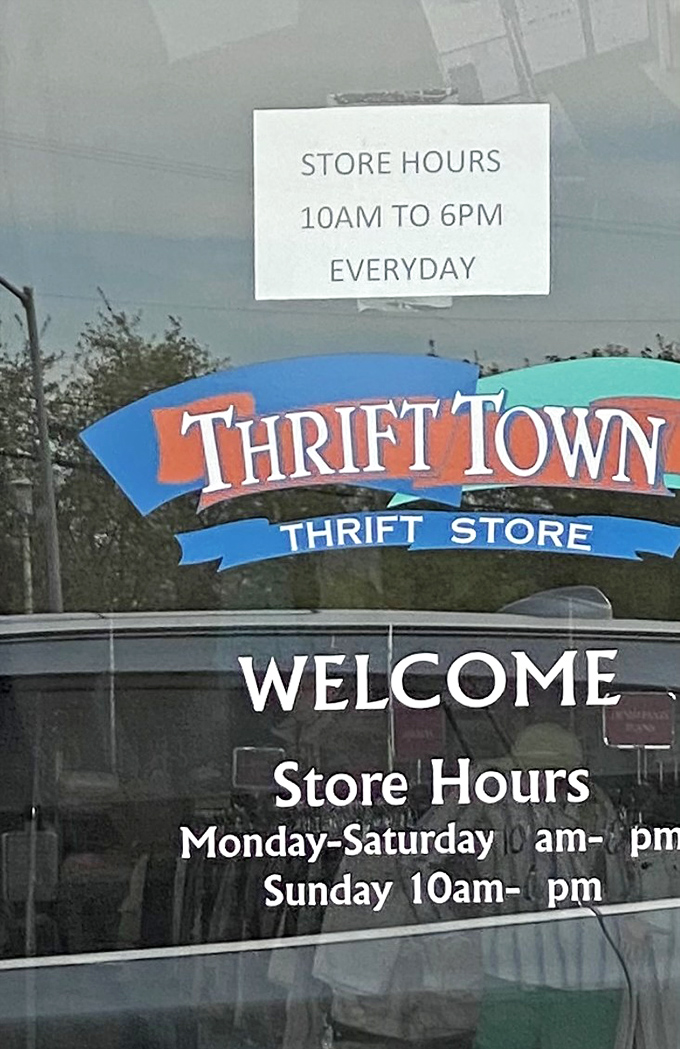 Daily hours promise consistent treasure hunting opportunities for dedicated bargain seekers and casual browsers alike.