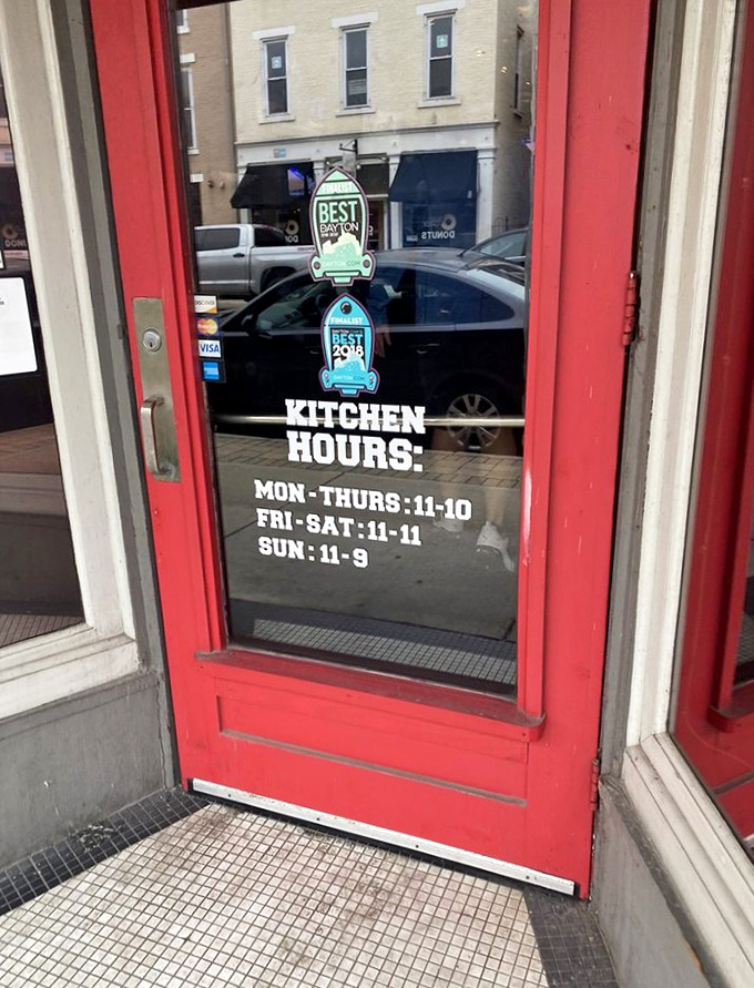 Posted hours ensure you'll never arrive to find your wing dreams temporarily dashed by timing.