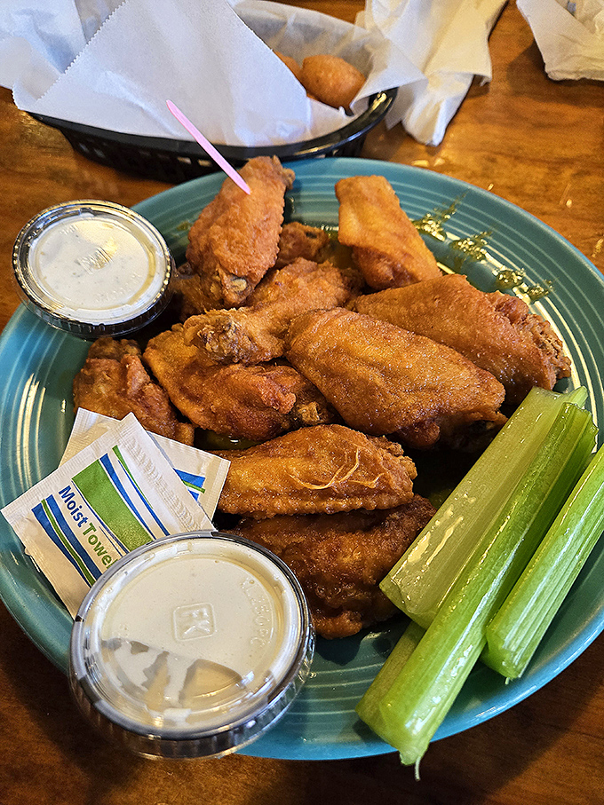 These aren't just wings; they're the supporting actors that deserve their own spinoff show in Rusty's seafood spectacular.