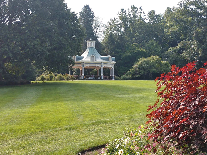 This gazebo in Fellows Riverside Gardens looks like it's waiting for either a wedding proposal or the world's most civilized picnic &ndash; possibly in that order.