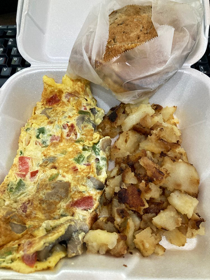 The to-go breakfast speaks volumes: even when eaten from a styrofoam container at your desk, Apollo Diner's food maintains its homemade magic.
