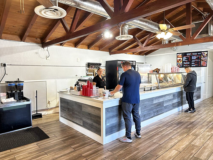 The ordering counter &ndash; that magical place where dreams are spoken aloud and then transformed into smoky reality. The starting line of your meat marathon.