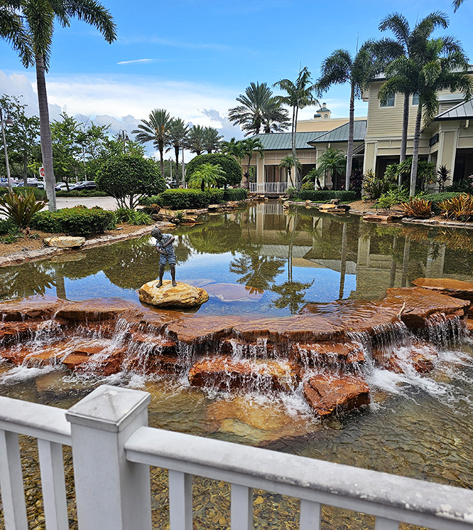 Palm trees frame the restaurant like nature's exclamation points, as if to say "Something delicious happens here!"