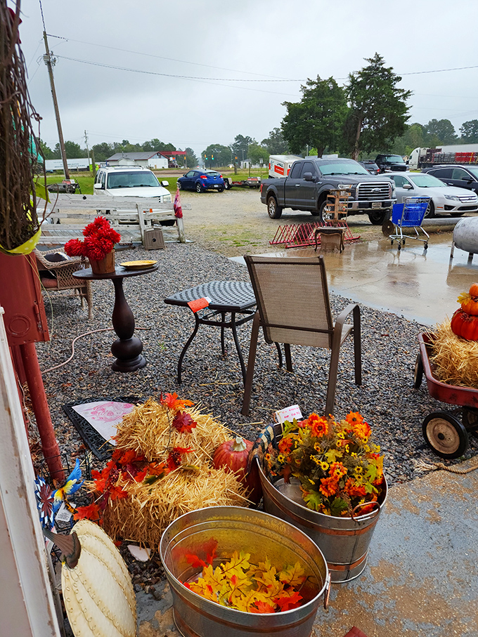 Even rainy days can't dampen the Bargain Barn experience. Outdoor furniture and seasonal d&eacute;cor await the patient shopper with vision.
