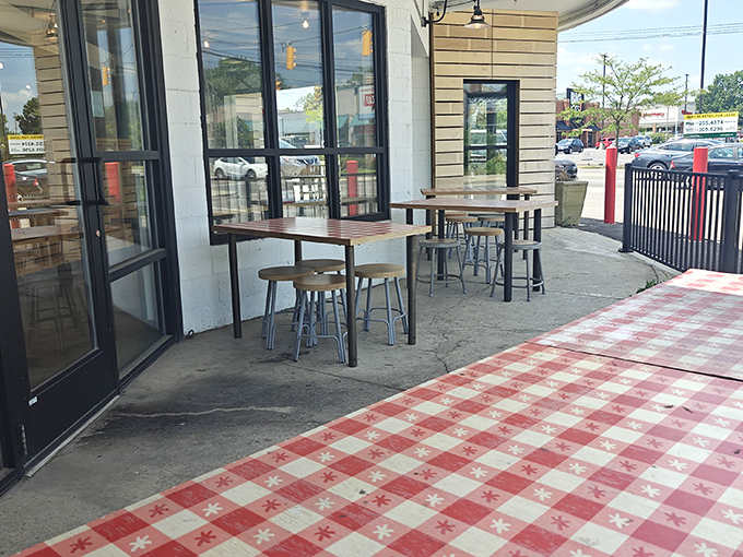 Al fresco dining with checkered charm. When Ohio weather cooperates, these outdoor tables become the hottest seats in town&mdash;literally and figuratively.