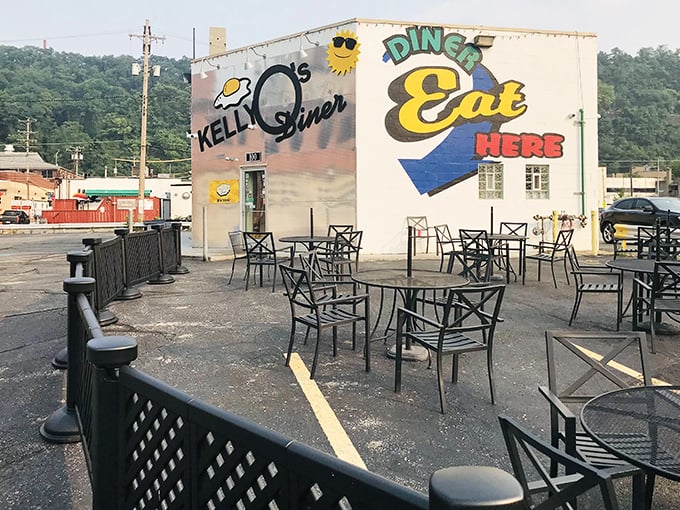 Even Pittsburgh's notoriously fickle weather can't keep loyal customers from enjoying the outdoor seating at this beloved breakfast institution.