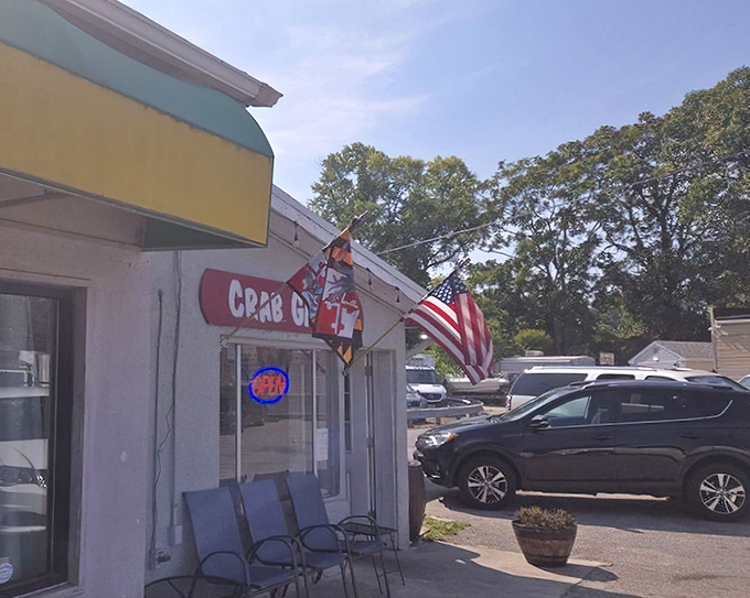 No valet parking, no problem. This humble corner spot proves that extraordinary seafood experiences don't require fancy facades or complicated approaches.