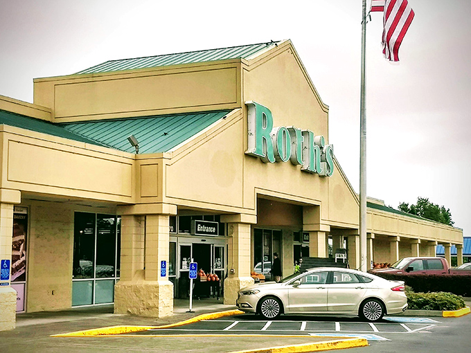 Roth's: where shopping feels less like a chore and more like visiting an old friend.