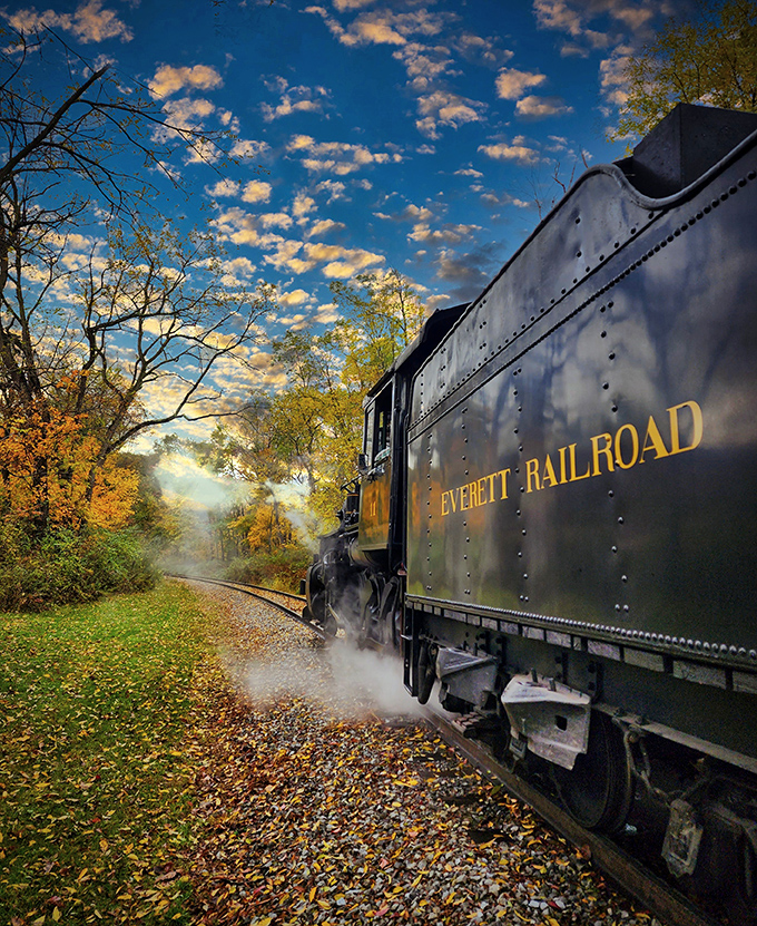 Fall foliage creates nature's perfect backdrop for the Everett Railroad&mdash;a calendar-worthy scene that's even better in person.