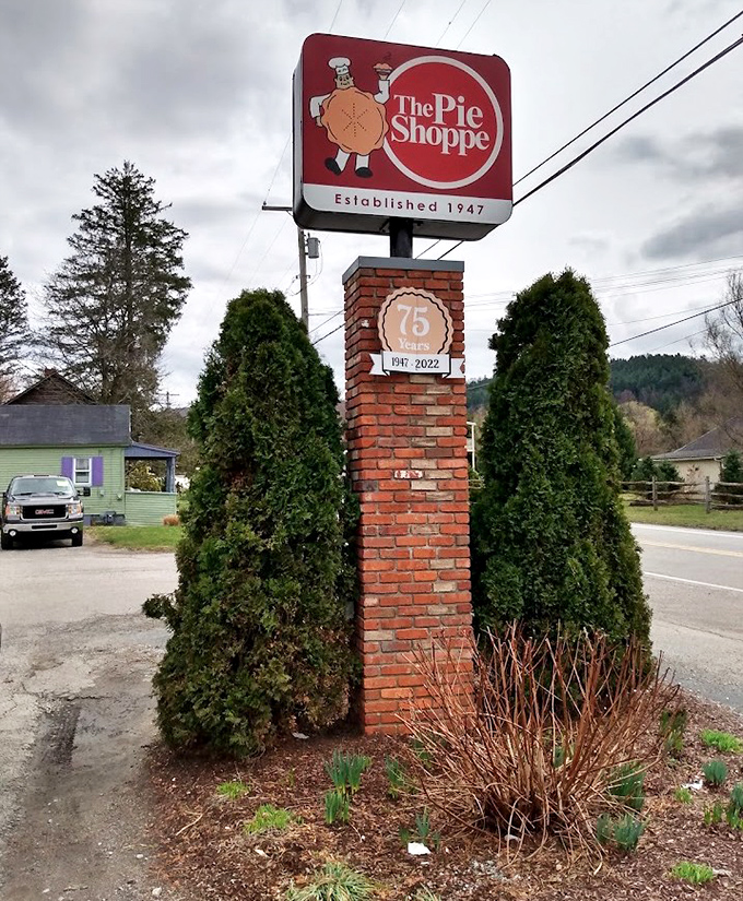 Even the signage knows what it's advertising &ndash; pure, unadulterated, Pennsylvania-made happiness in pastry form.