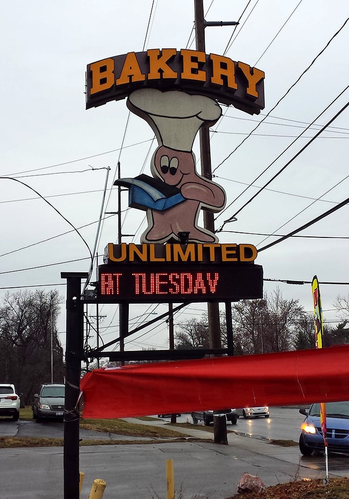 A sign that's become a Toledo landmark. That little chef has directed more cars to happiness than any GPS ever could.