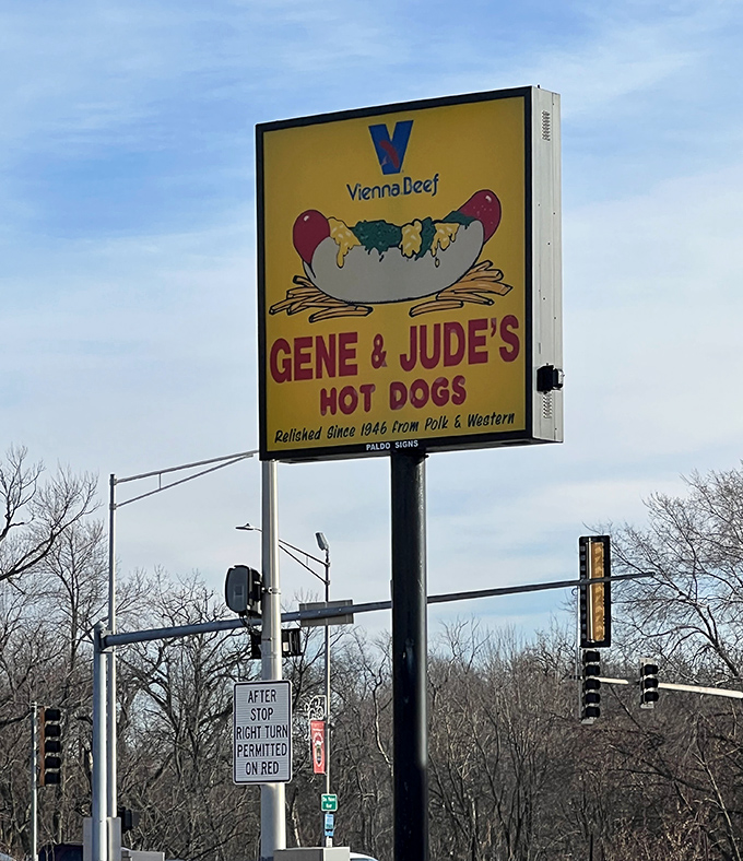 A beacon for the hungry masses &ndash; if this were a lighthouse, ships would crash seeking tamales.