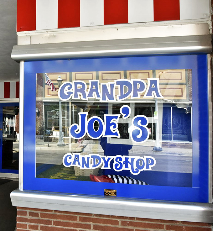 This sign has become a beacon for sweet-seekers worldwide, like a lighthouse for the candy-obsessed.