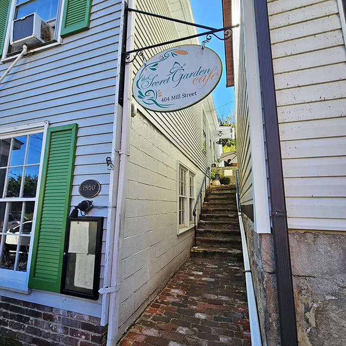 The sign that signals you've arrived at breakfast nirvana&mdash;simple, welcoming, and full of delicious promise.