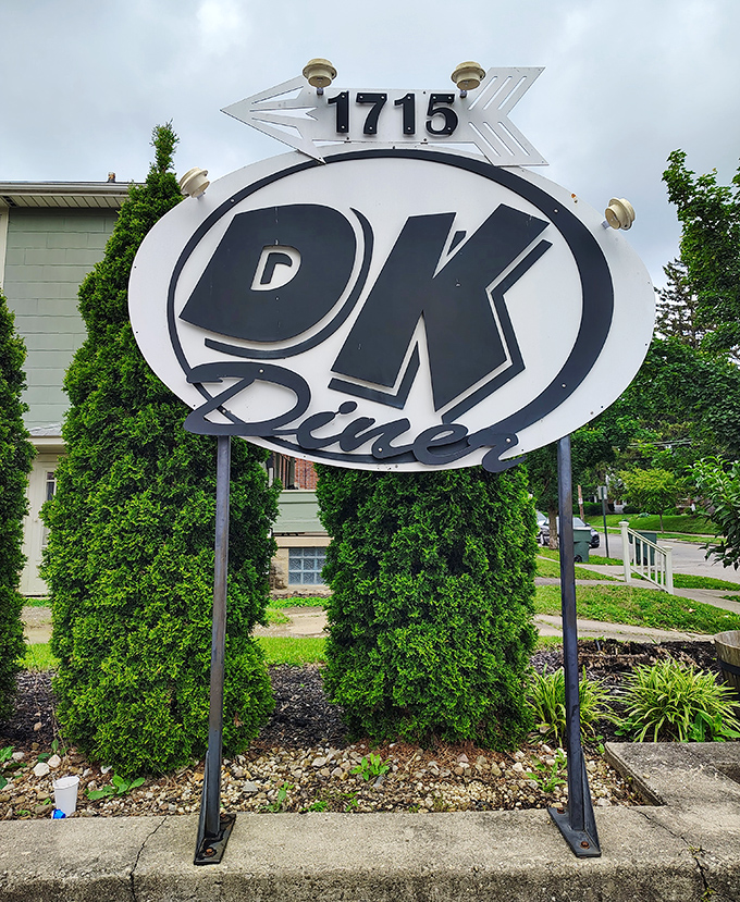 A sign that promises more than just food—it offers a destination. Like a culinary North Star guiding hungry travelers to breakfast bliss.