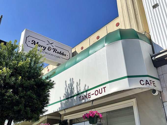 That iconic green-trimmed signage promises take-out options for when you need your comfort food fix but can't spare the time to linger.