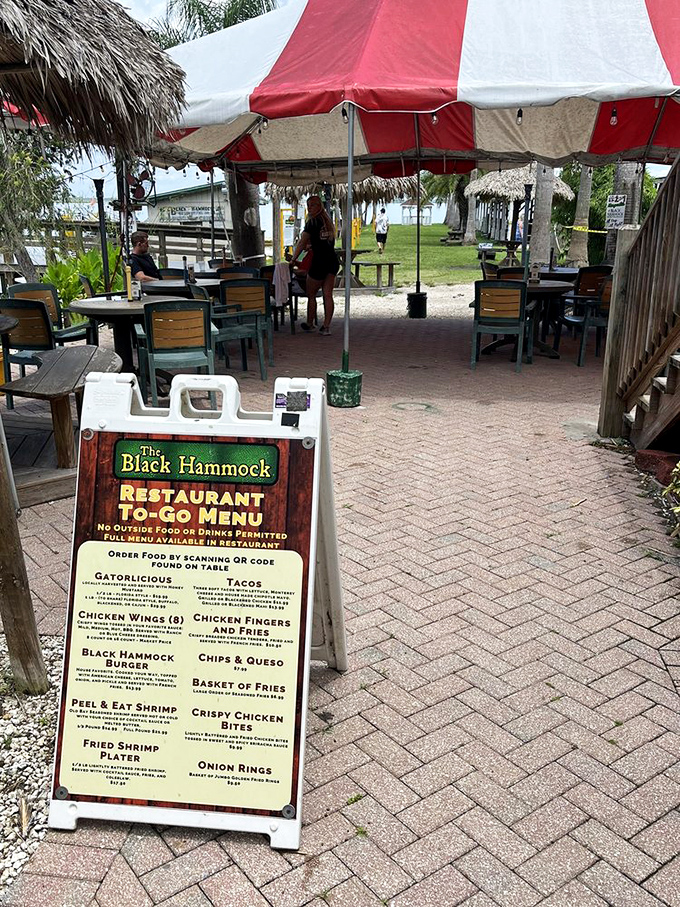 The to-go menu sign promises portable delights for those on the move. "Gatorlicious" isn't just cute wordplay&mdash;it's truth in advertising.