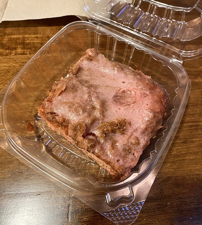 This strawberry honey bun cake doesn't just satisfy your sweet tooth&mdash;it throws it a full-blown celebration party.