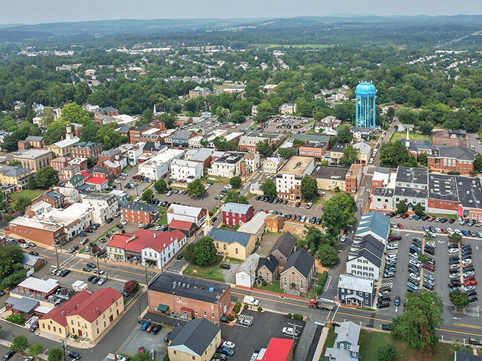 From above, Warrenton reveals itself as a perfect patchwork of history, community, and small-town charm, all within reach of metropolitan life.