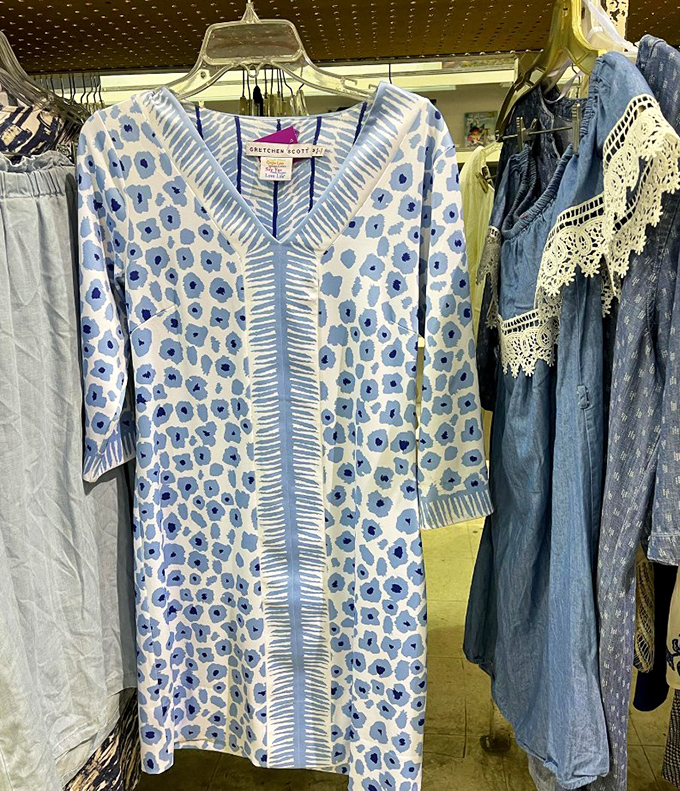 A Tuckernuck tunic that whispers "Palm Beach luncheon" but costs less than the valet tip—thrifting at its finest.