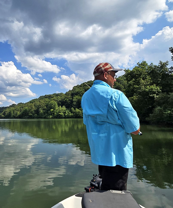 The patient fisherman knows what office workers forget&mdash;sometimes the greatest productivity comes from standing still.