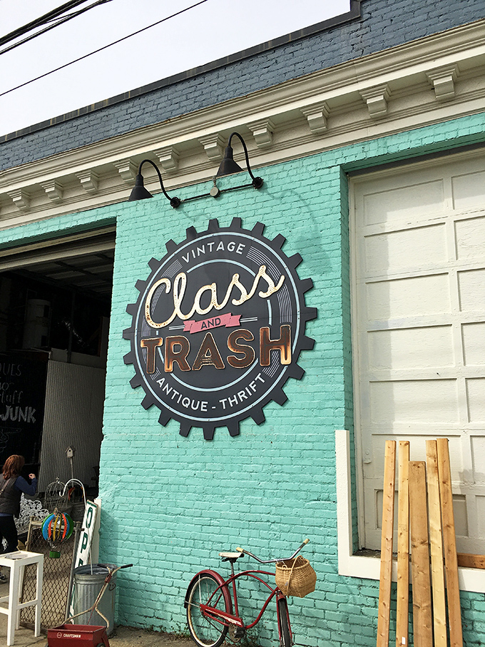 The Class and Trash logo says it all&mdash;one person's discards become another's treasures in this gear-shaped emblem of vintage hunting.