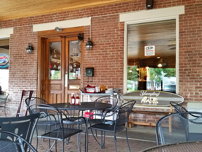 Outdoor seating where you can savor great food while watching Chillicothe's world go by.