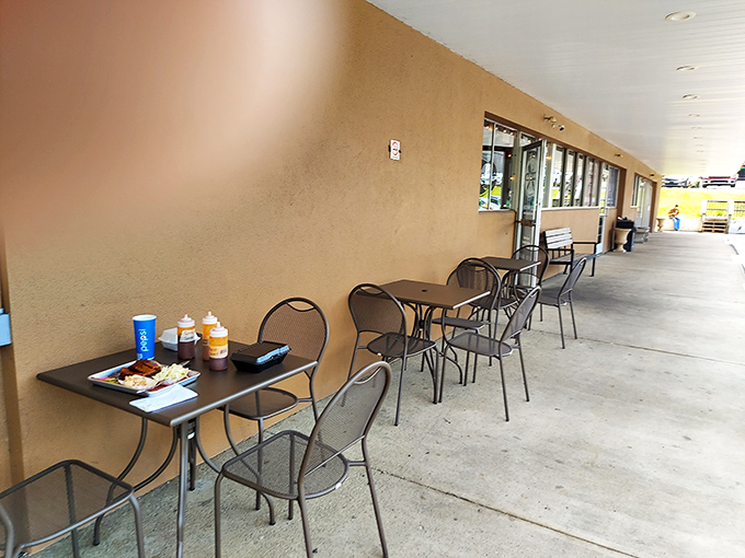 When Pennsylvania weather cooperates, these outdoor tables offer fresh air with your smoked fare&mdash;a simple pleasure not to be underestimated.