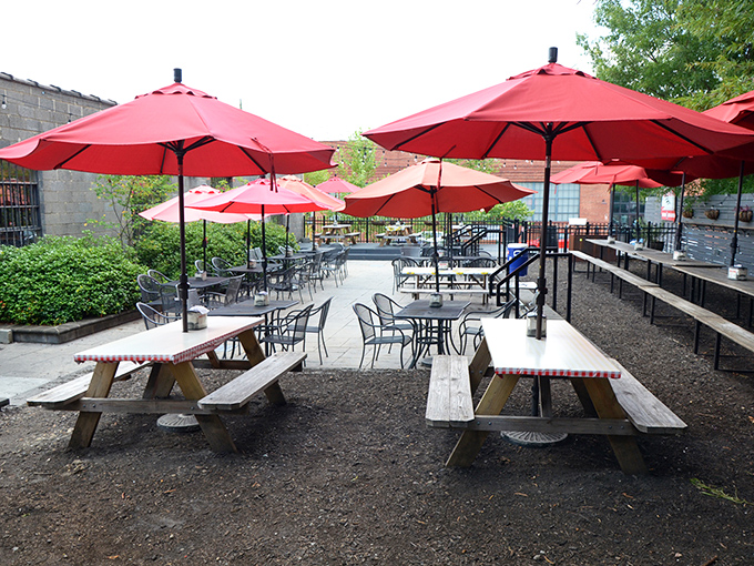Red umbrellas dot the outdoor patio like cherry tomatoes on a salad&mdash;the perfect spot for burger enjoyment when Virginia