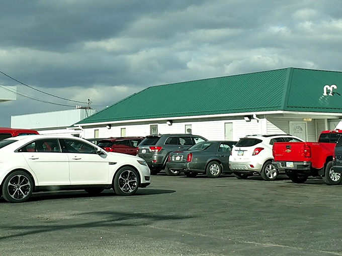 A full parking lot tells you everything you need to know &ndash; in small-town Ohio, the locals vote with their vehicles, and the verdict is delicious.