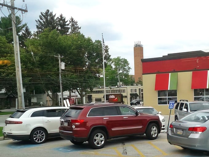 The parking lot tells its own story&mdash;a mix of luxury SUVs and everyday sedans, because good diners are the great equalizers of American cuisine.