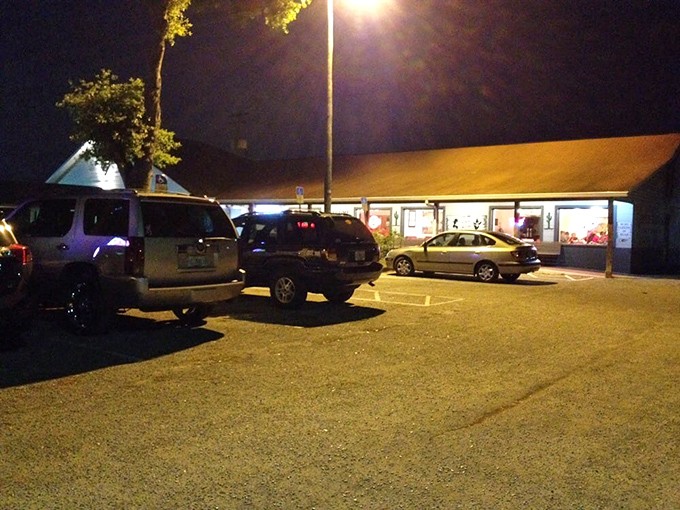 Full parking lots at dinner time tell you everything you need to know about a restaurant's reputation. No marketing campaign necessary.